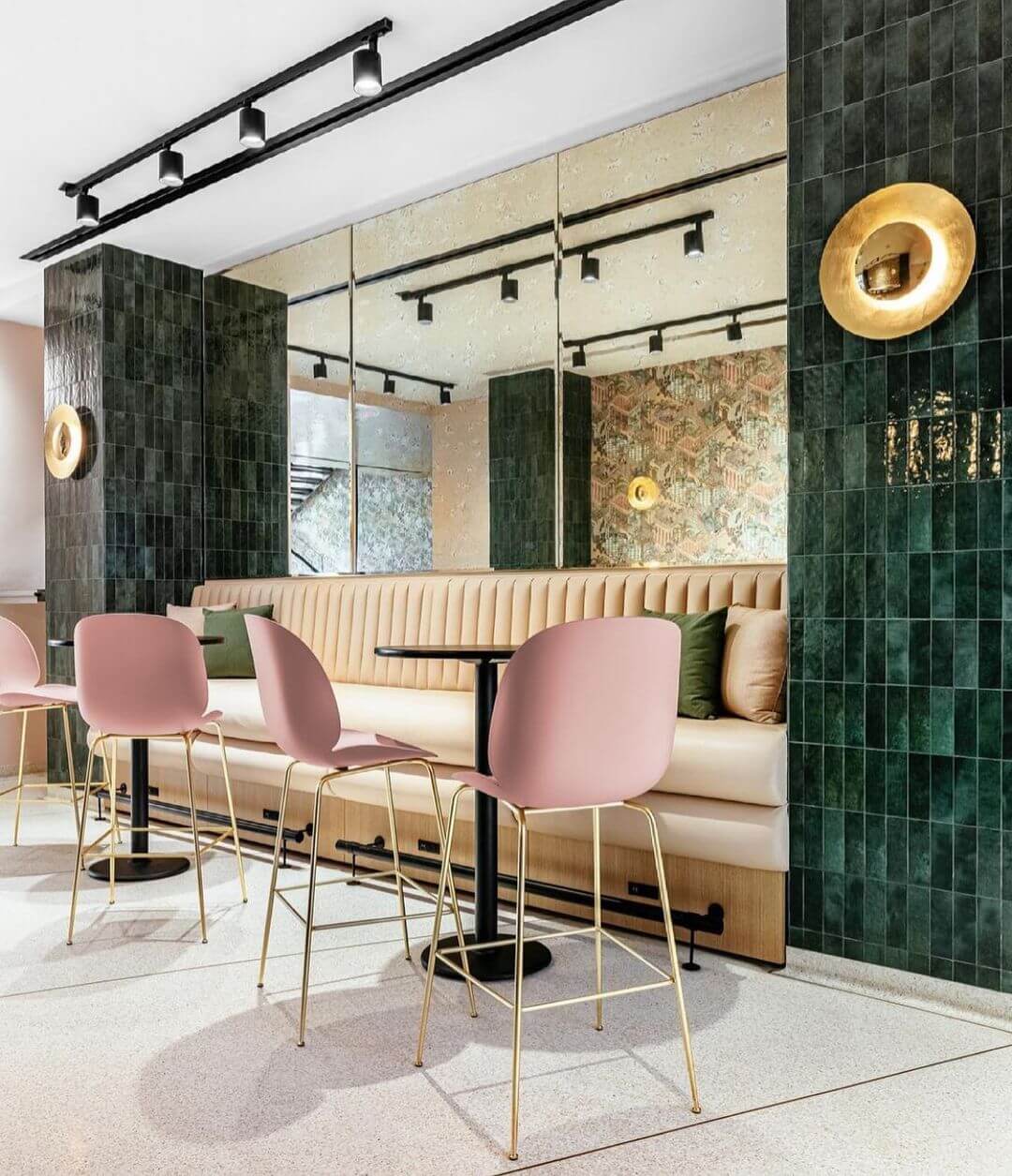 7 Best Coffee Shops in Miami To Work Remote - Hello Bombshell!